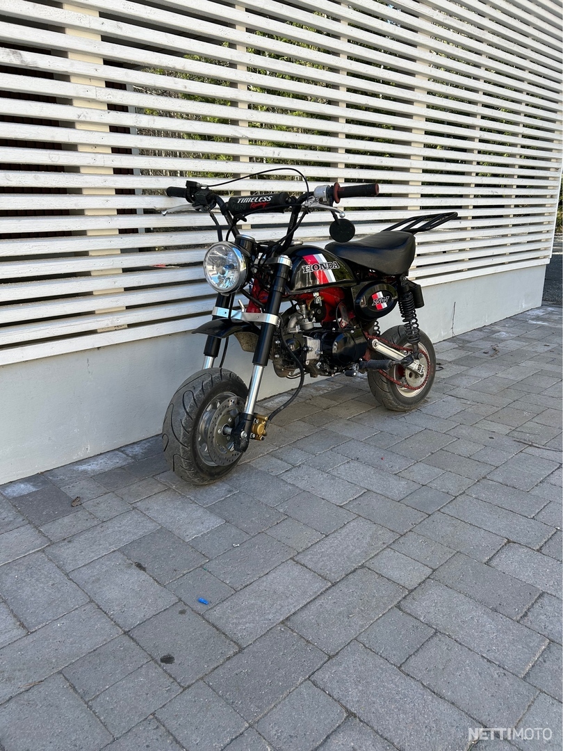 Honda Monkey 50 ALKUPERÄISENÄ / tuunattuna 50 cm³ 1989 - Jyväskylä ...