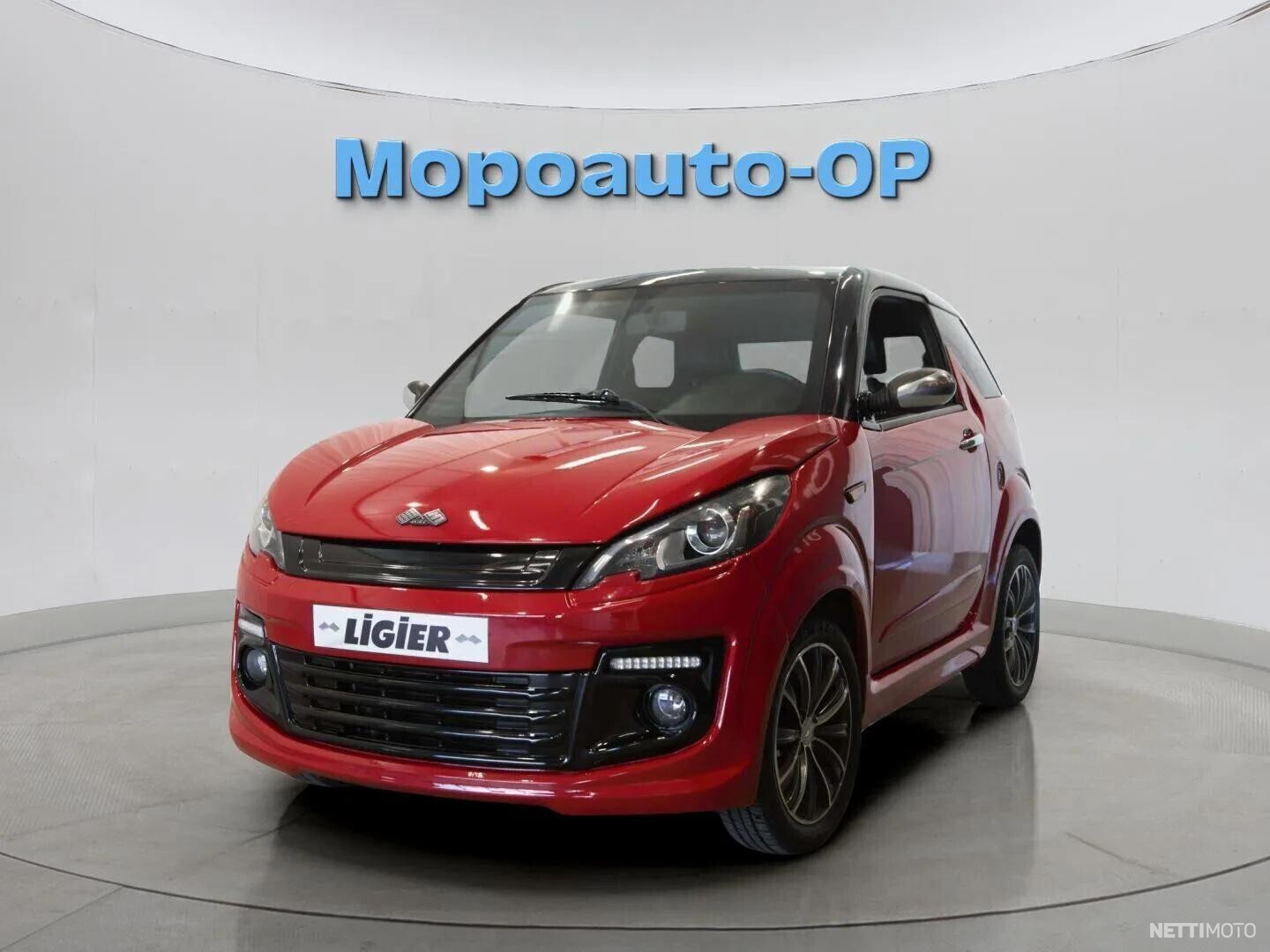 Ligier JS50 DCI / LED / Bluetooth / 2-DIN / Kamera 500 cm³ 2017 - Hyvinkää - Mopoauto - Nettimoto