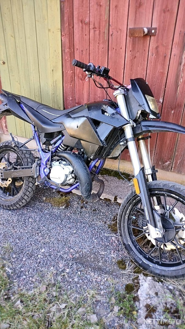 Generic Trigger SM 50 cm³ 2007 - Turku - Mopo - Nettimoto