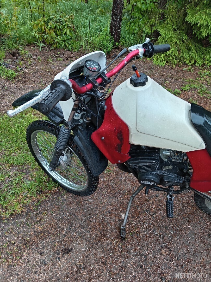 Tunturi Tiger Aqua Air. Toimiva ja pirteästi liikkuva peli! 50 cm³ 1991 ...