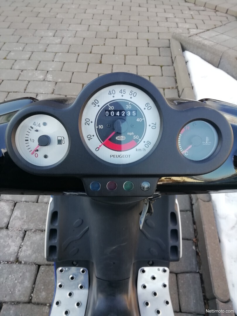 Peugeot Speedfight 2 Arvostelut motosta - Lue käyttäjien motoarvostelut ...