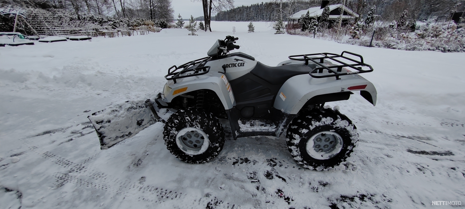 Arctic Cat 700 EFI Arvostelut motosta - Lue käyttäjien motoarvostelut ...